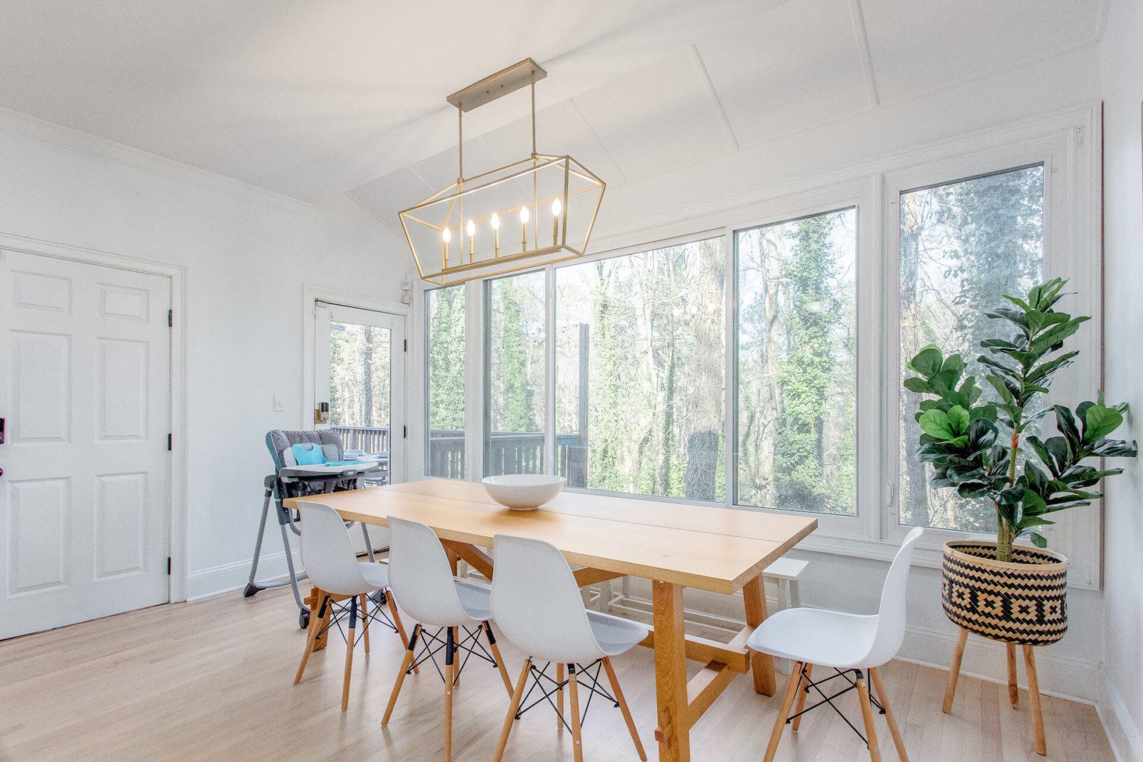 Contact - Reunion House